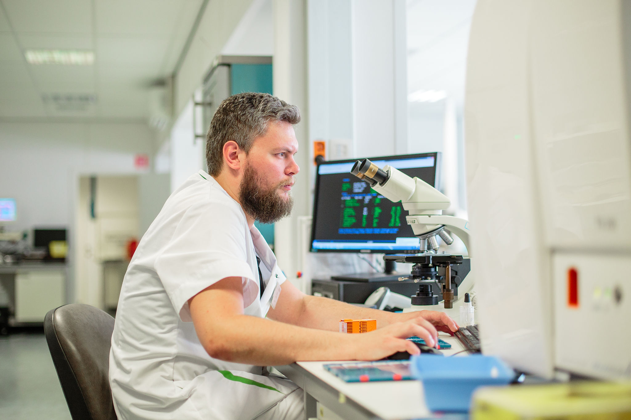 Laborant / Medisch Laboratoriumtechnoloog - Microbiologie (klinisch ...